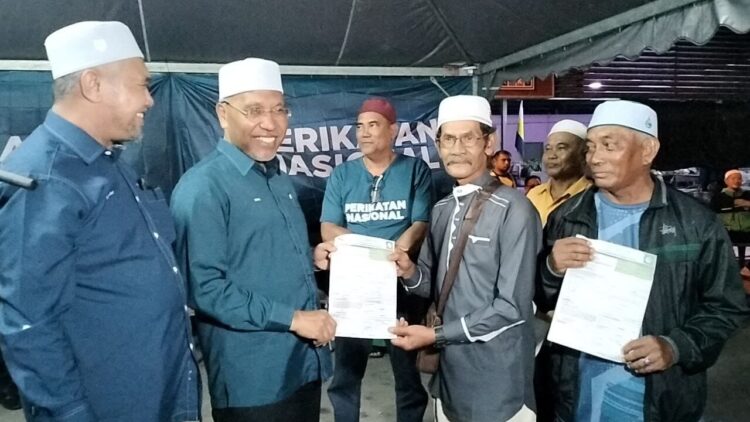 Bapa Shuib Sepahtu tinggalkan UMNO sertai Pas