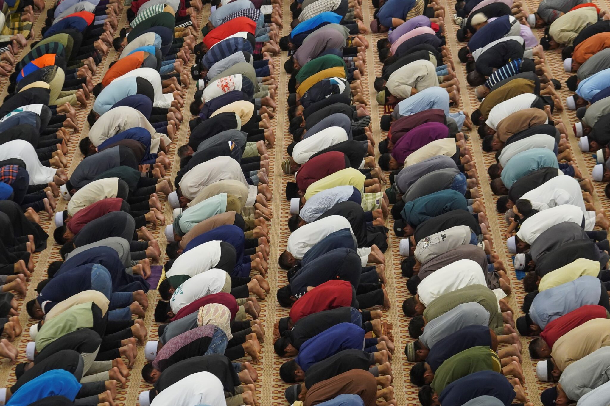 Saf: Jangan ‘bocorkan’ pahala solat jemaah