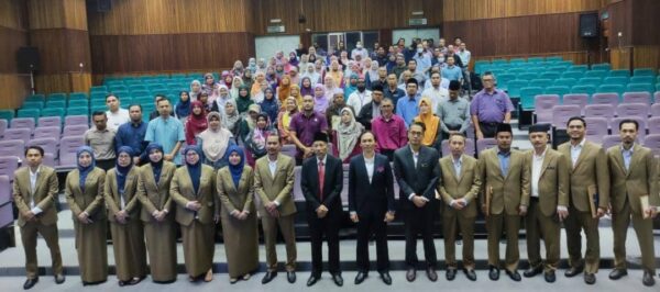 Tiada keperluan selaras sijil tauliah mengajar - Utusan Malaysia
