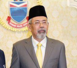 Tun Juhar dilantik semula TYT Sabah, angkat sumpah hari ini