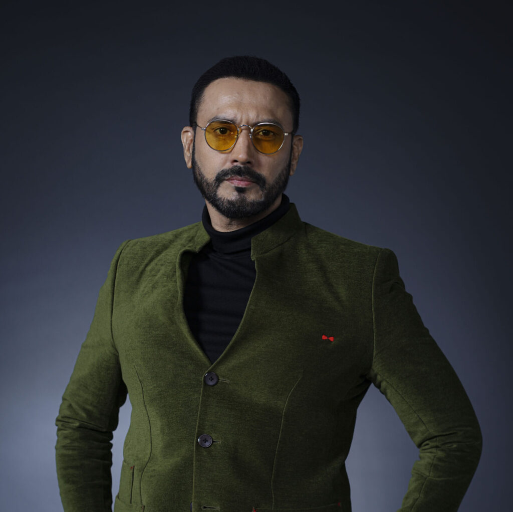 Bukan semua artis ada bodyguard - Utusan Malaysia