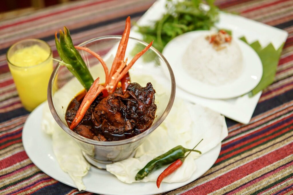 Ayam Masak Hitam Ala Kenduri - Utusan Malaysia