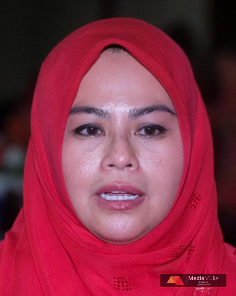 Noraini pula letak jawatan menteri - Utusan Malaysia