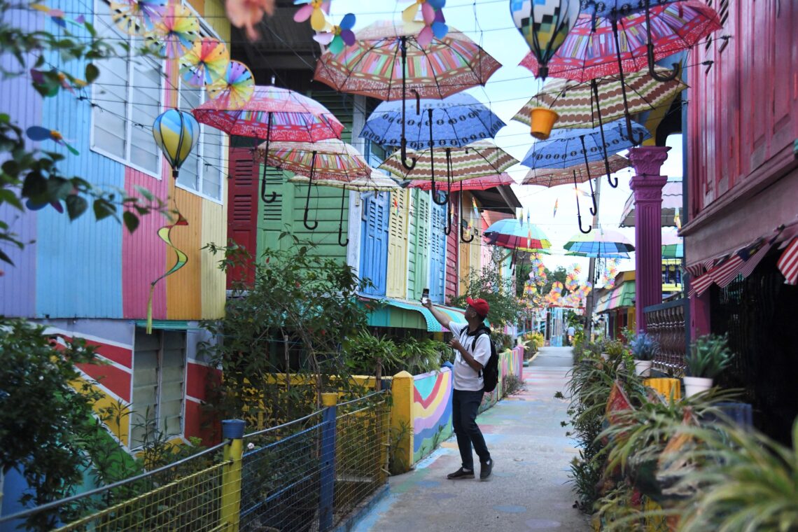 Ramai pilih pempengaruh daripada sambung belajar