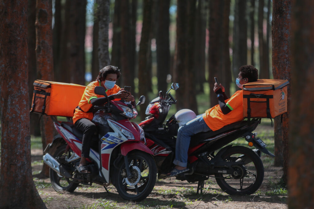 Wajarkah dikecam pempengaruh muda?