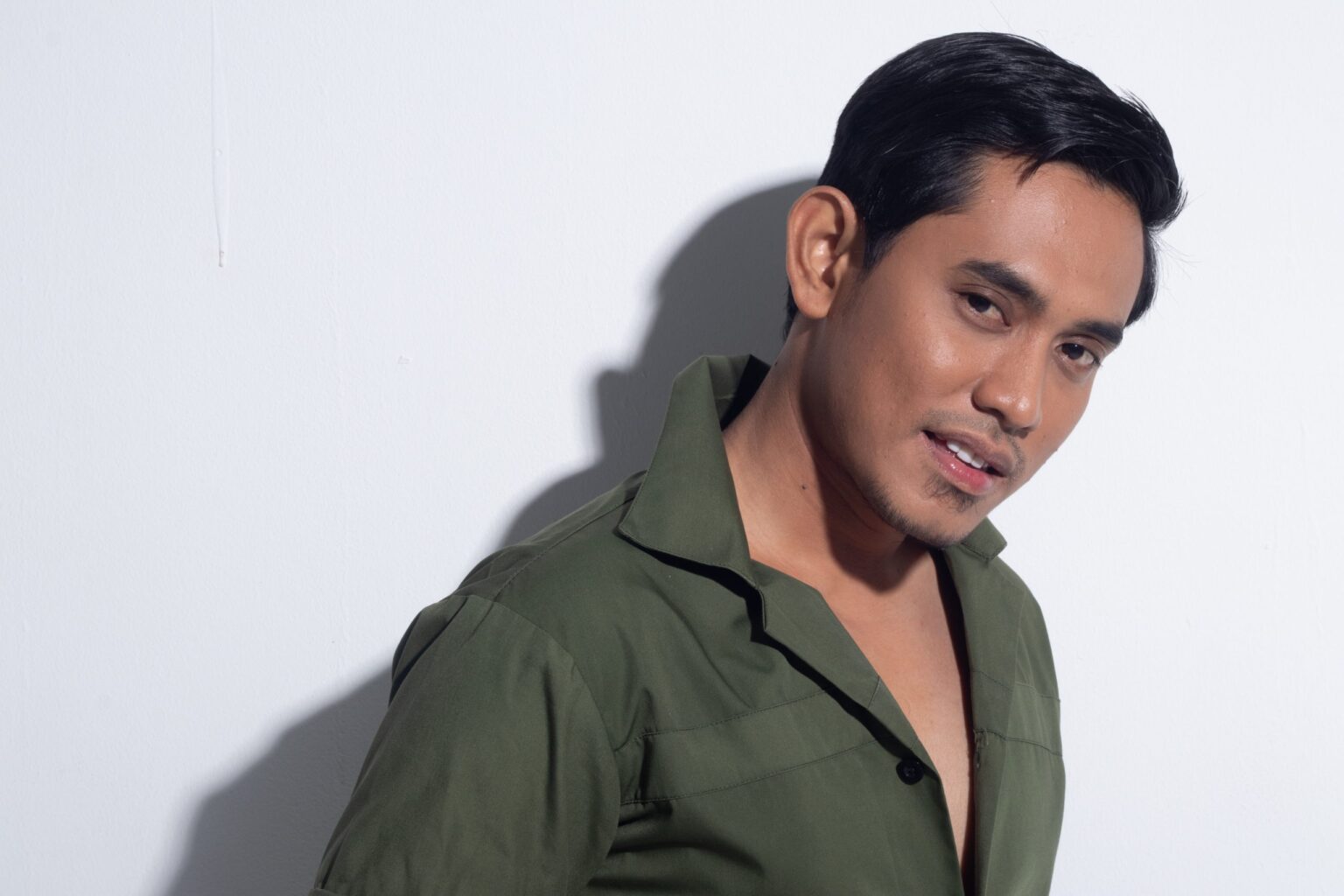 Khai Bahar tetap tunggu Istana Budaya - Utusan Malaysia