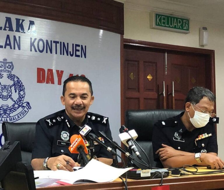 Polis Melaka khususkan peranan Pegawai Kompaun - Utusan Malaysia