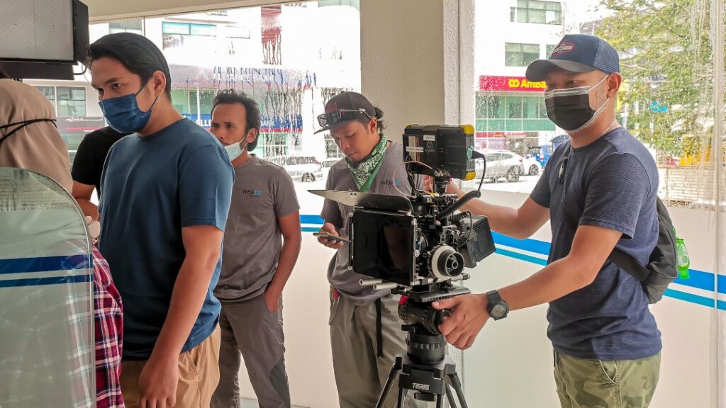 Bagai ‘perhambaan zaman moden’ - Utusan Malaysia