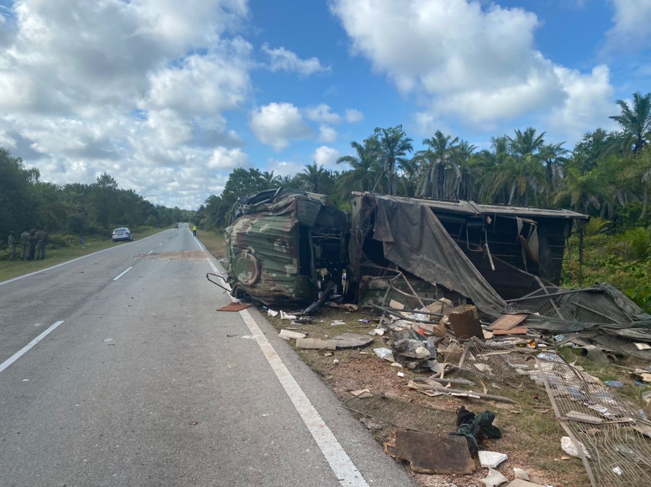 Kemalangan: Anggota ATM maut, dua lagi parah - Utusan Malaysia