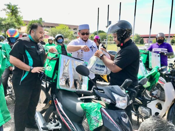 Bahasa slanga cemar imej bahasa Melayu - Dr. Awang Sarian