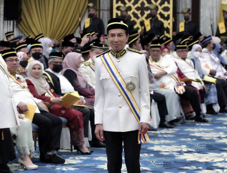 Dapat Datuk, hari terindah sepanjang karier – Amy Search - Utusan Malaysia