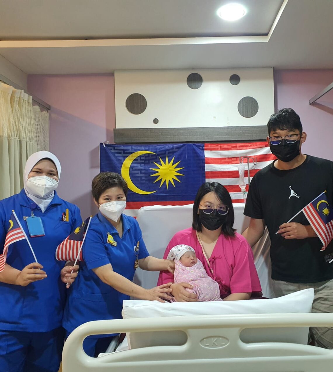 Dua bayi merdeka di Hospital Pakar KPJ Ipoh - Utusan Malaysia