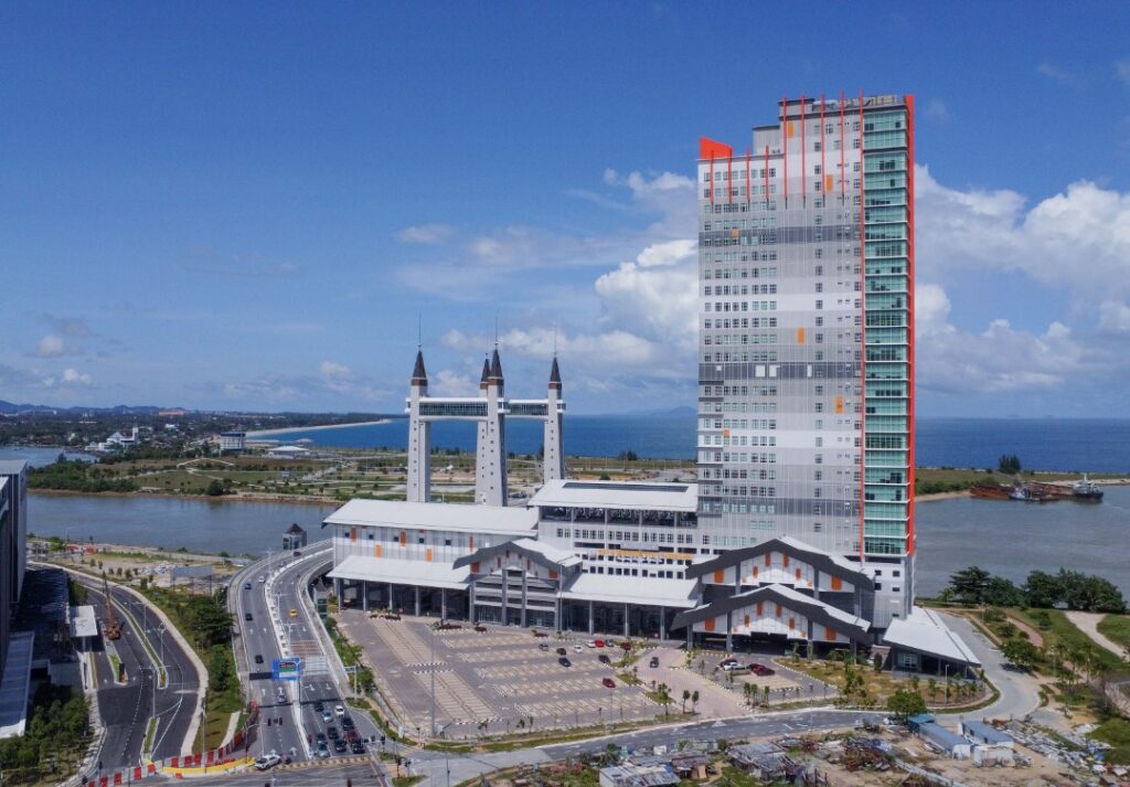 [SIDANG DUN] Bangunan Kompleks Pentadbiran MBKT lewat enam tahun ...