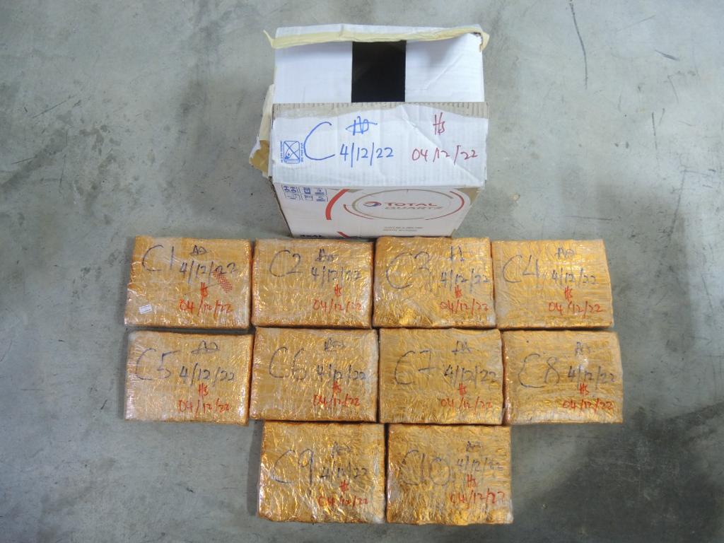 Kastam rampas 35 ketulan ganja mampat