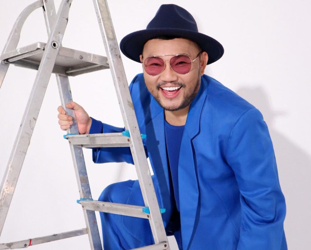 Stesen TV pun perlu rating - Michael Ang - Utusan Malaysia