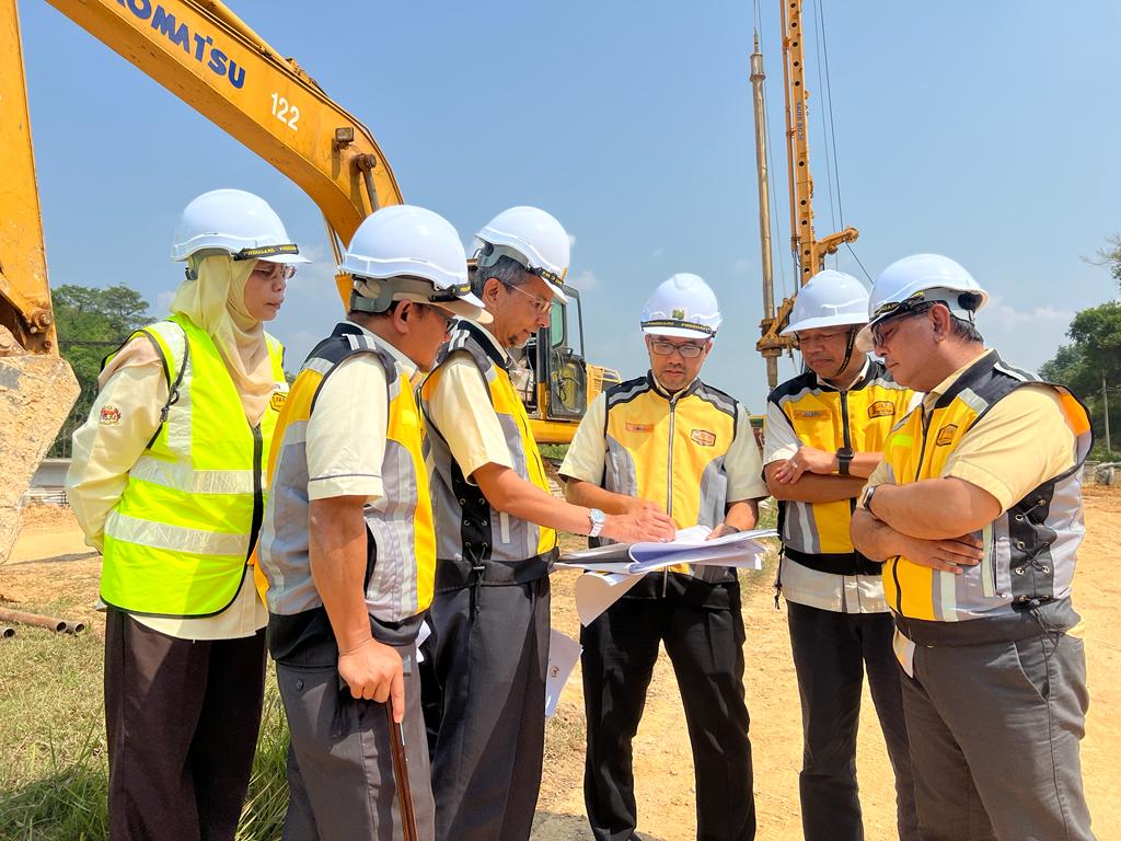 JKR lakukan penyuraian trafik di Gua Musang lancarkan pergerakan musim perayaan