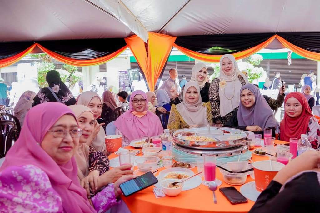 Kuganu sasar jualan produk IKS Terengganu RM350,000 - Utusan Malaysia