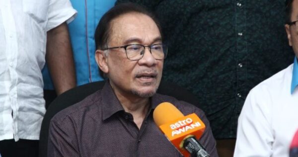 Tiada kerjasama dengan UMNO - Anwar