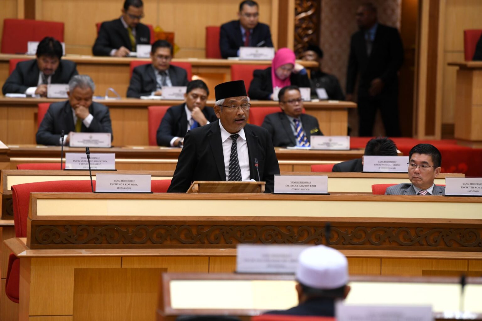 DUN Perak: Hak milik kekal tanah kampung baharu satu fitnah - Aziz Bari ...