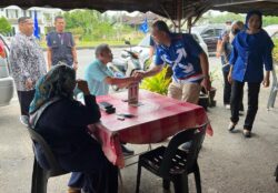 Shahidan pengkhianat, kita pastikan dia kalah di Arau - Azlan