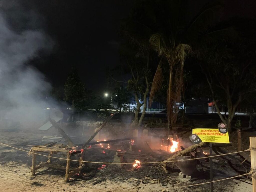 Sungai Kim Kim ikon pencemaran sisa toksik - Utusan Malaysia