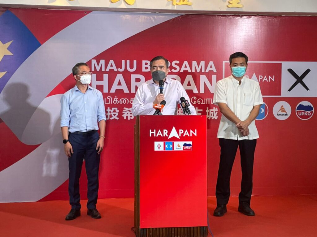 DAP anggap Idris, Nor Azman sebagai beban? - Utusan Malaysia