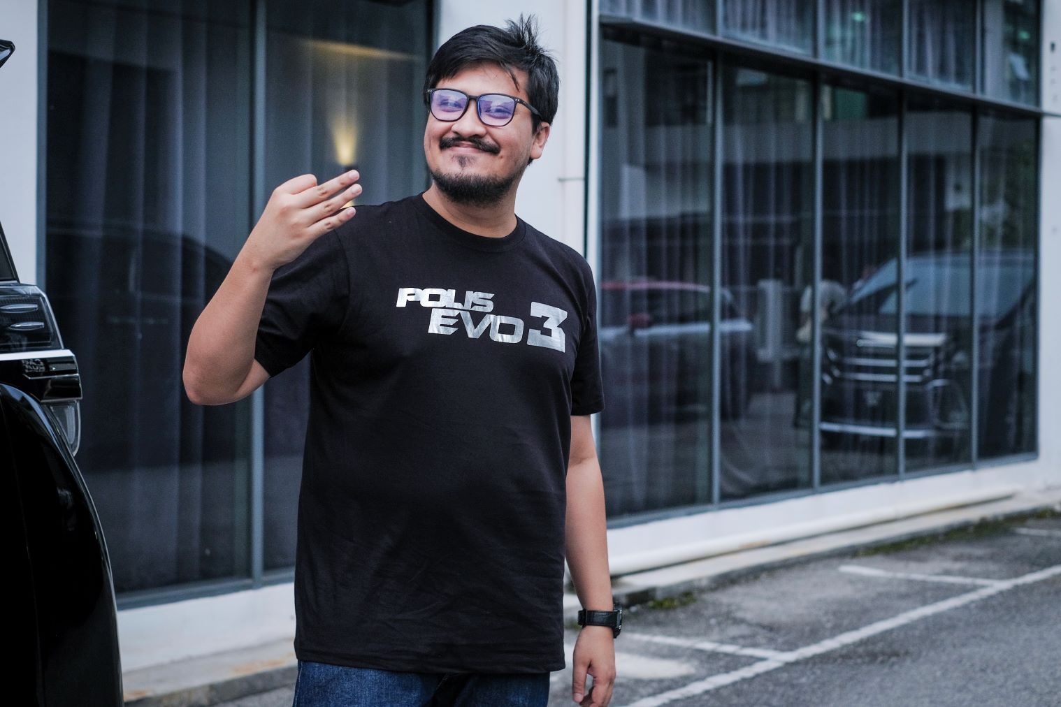 Bekas anggota polis jadi penjahat dalam Polis Evo 3 - Utusan Malaysia