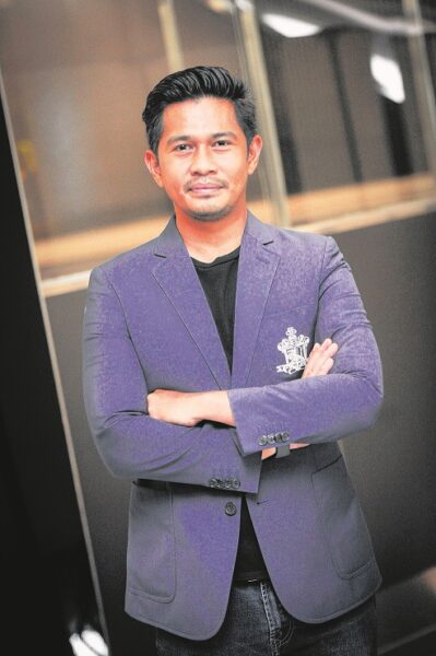 (KEMAS KINI) Datuk Seri tipu Fizz Fairuz ditahan - Utusan Malaysia