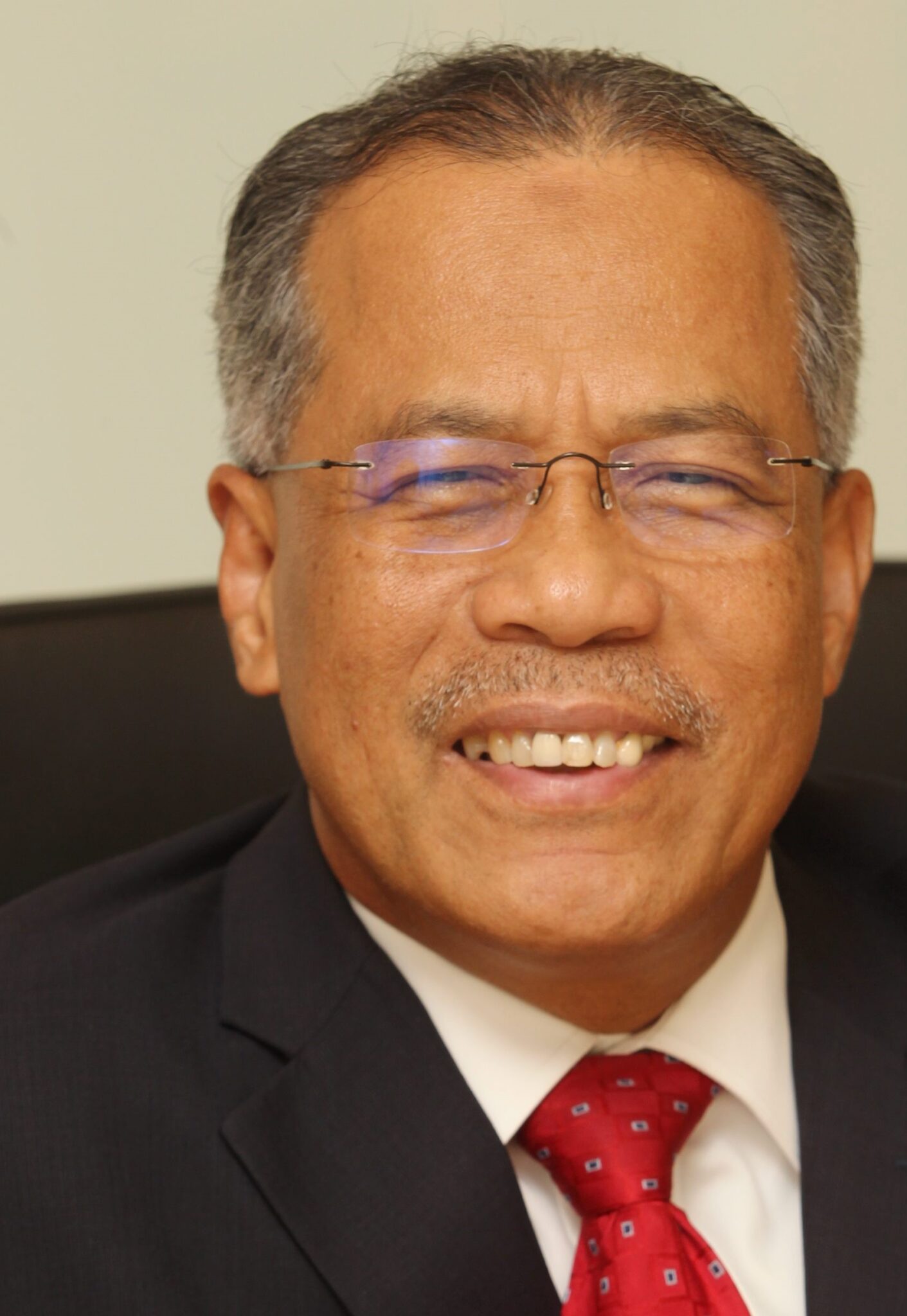 Mahadi Datuk Bandar KL Ke-13 - Utusan Malaysia