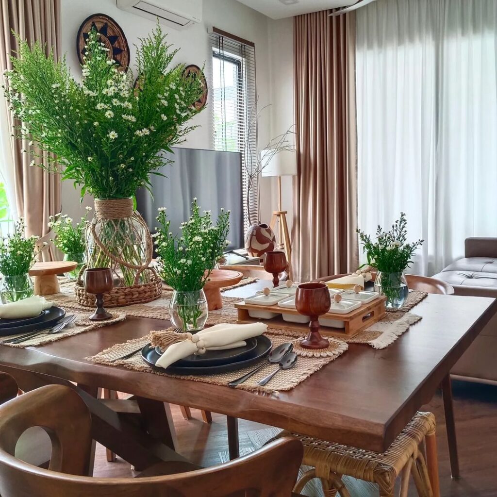 Bunga serikan tata rias meja makan - Utusan Malaysia