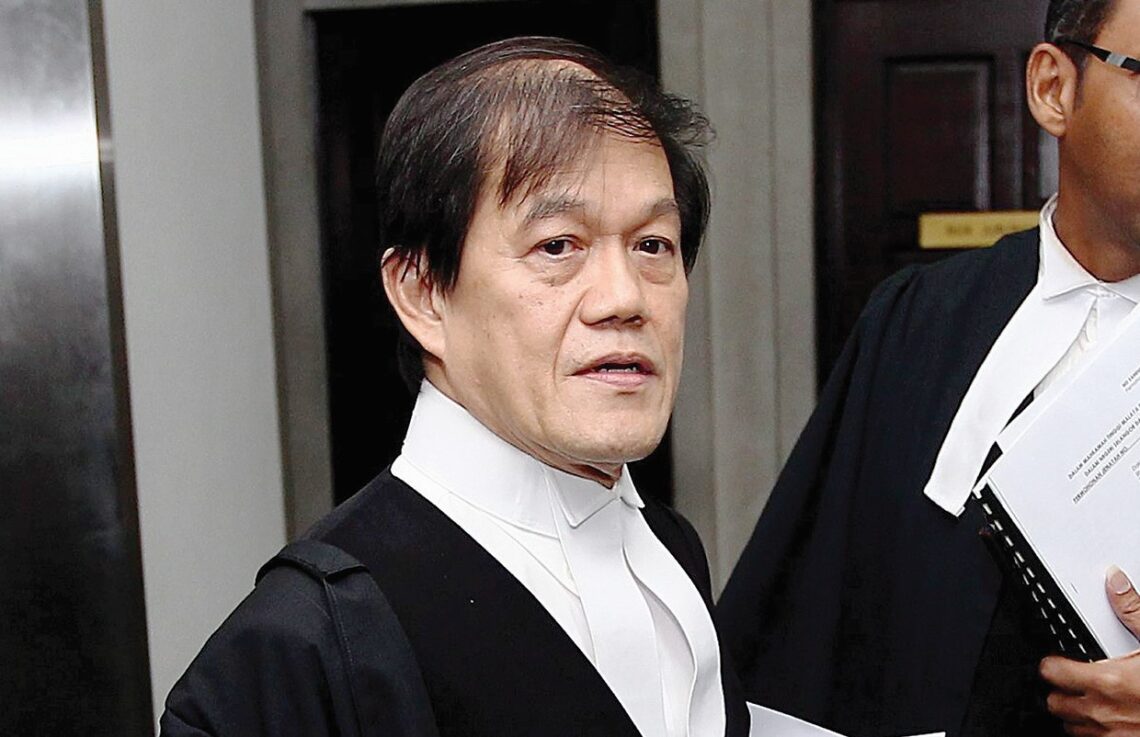 Najib tukar peguam, mohon tangguh rayuan akhir