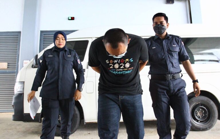 Dipenjara 7 tahun, 3 sebatan, hidup atas hasil persundalan isteri