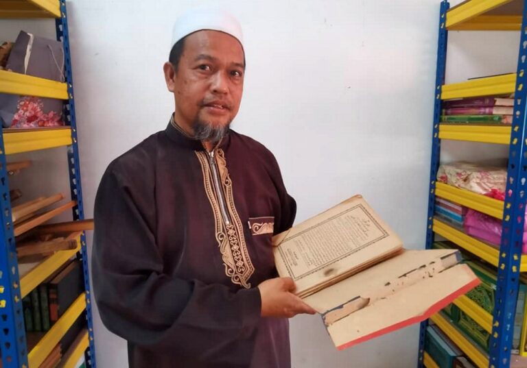 Cukup sekali saya terkhilaf - Meerqeen - Utusan Malaysia