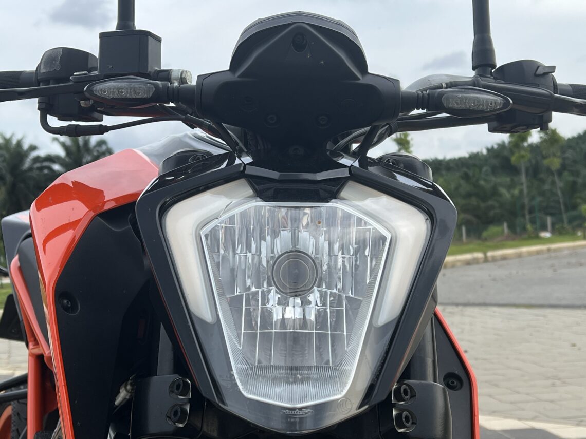 KTM Duke 200 – Jentera pelbagai guna - Utusan Malaysia