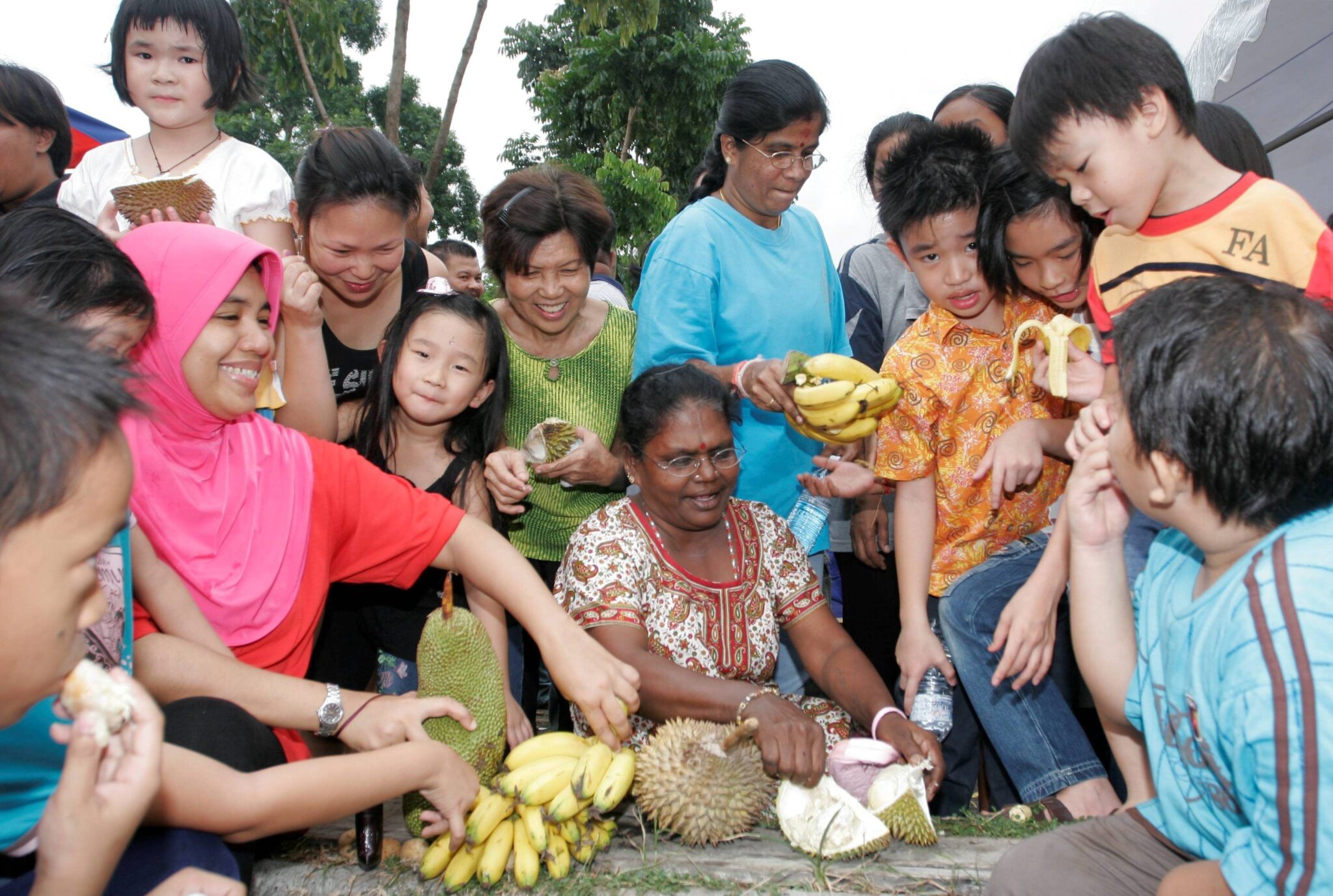 Masyarakat perlu main peranan demi kekal aman