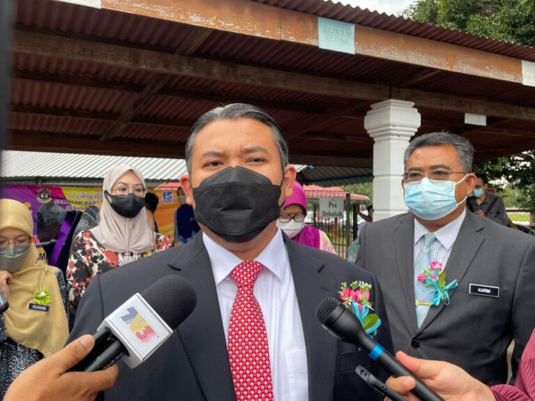 Murid tahun satu di Melaka lebih kapasiti