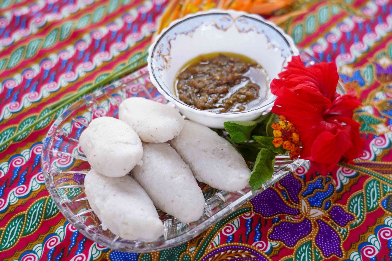 Punten dengan sambal hijau