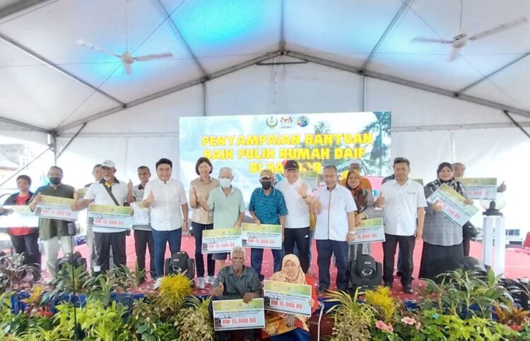 DAP minta Pas mohon maaf pada warga jururawat - Utusan Malaysia