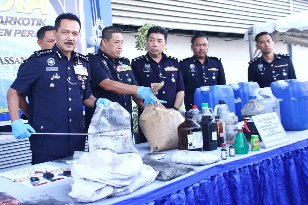 Polis rampas dadah RM5.5 juta - Utusan Malaysia