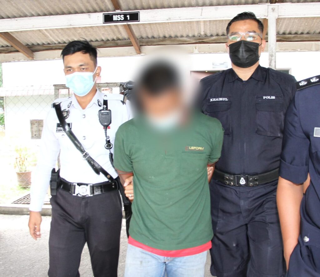 Kuih bakul cita rasa Melayu laris - Utusan Digital