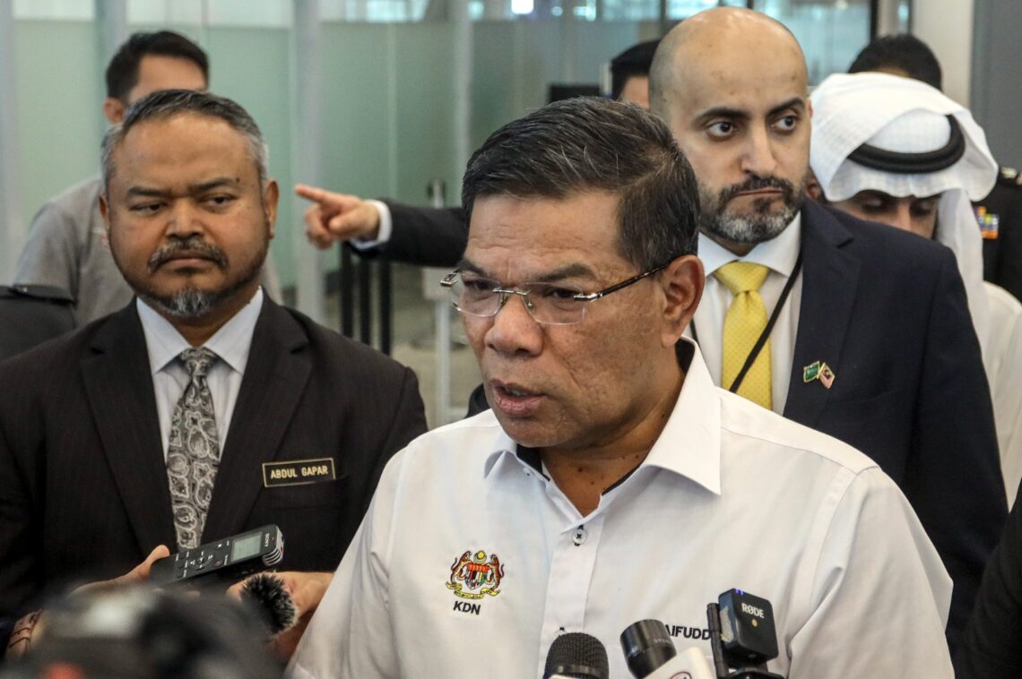 Sebab rampasan jam Swatch jelas tertera perkataan LGBTQ - Saifuddin