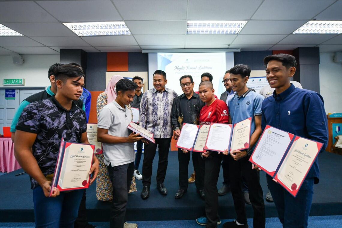 10 peserta Kursus Fiber Optik Muip-UMP Advanced peroleh pekerjaan ...