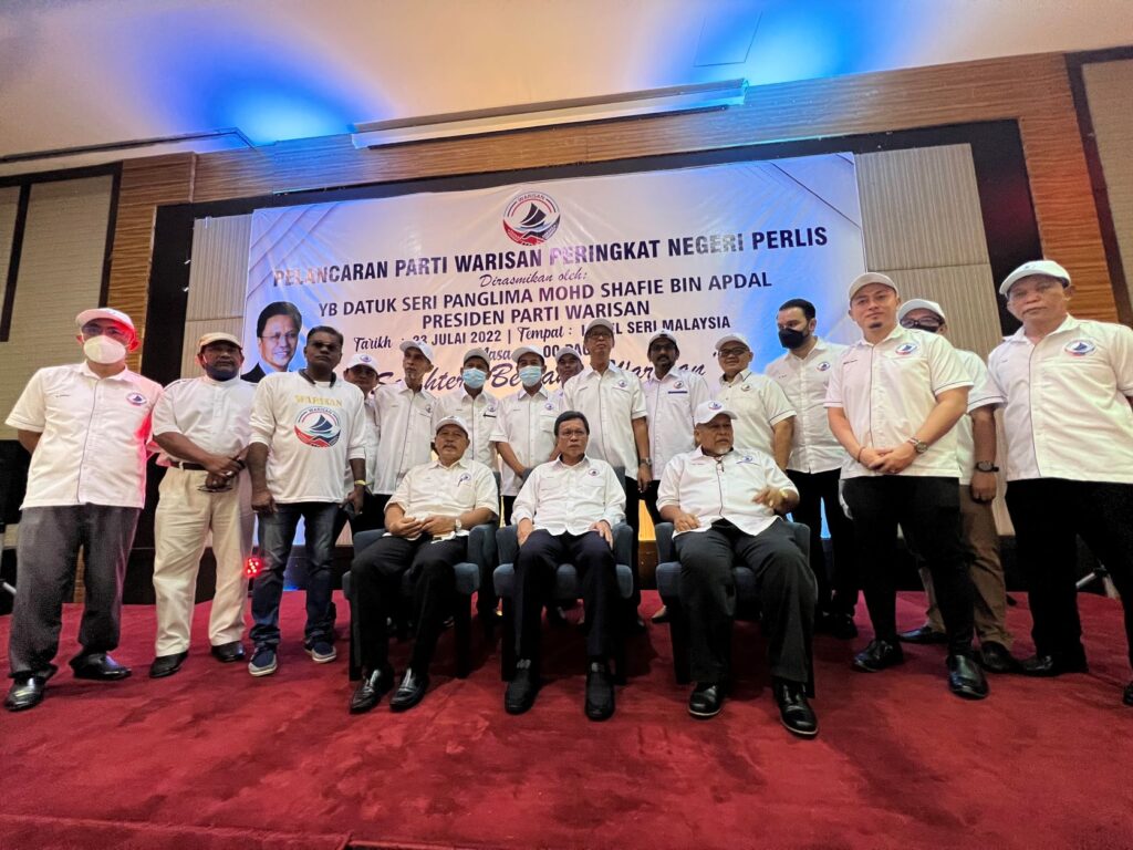 DNA babi dalam kuih bulan berlogo halal - Utusan Malaysia